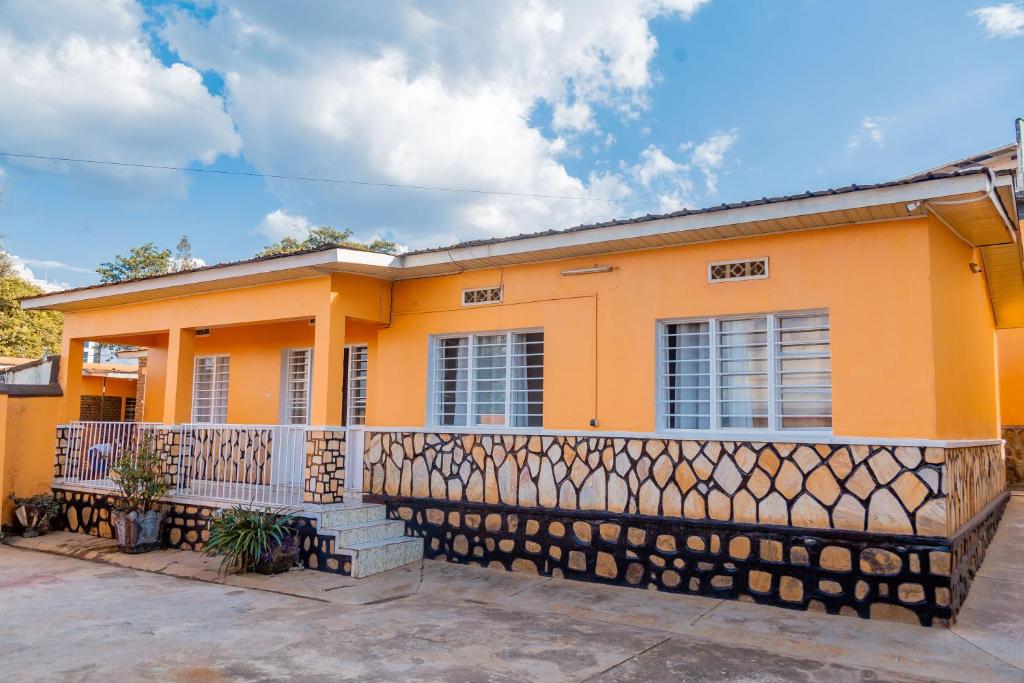 Auberge La Caverne Kigali - Turkana Wildlife Safaris