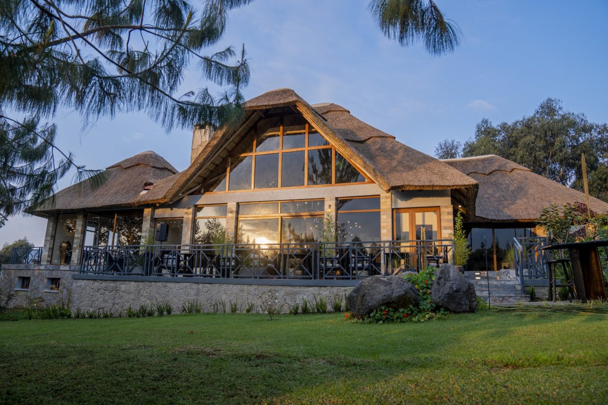 Amakoro Songa Lodge - Turkana Wildlife Safaris